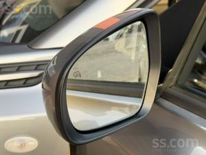 Grey Suzuki Vitara 2018 in Cesis, with an engine capacity of 1.60 L and mileage of 145 thousand km for 9950 €, photo 17 on AUTOMOTO.COM.LV
