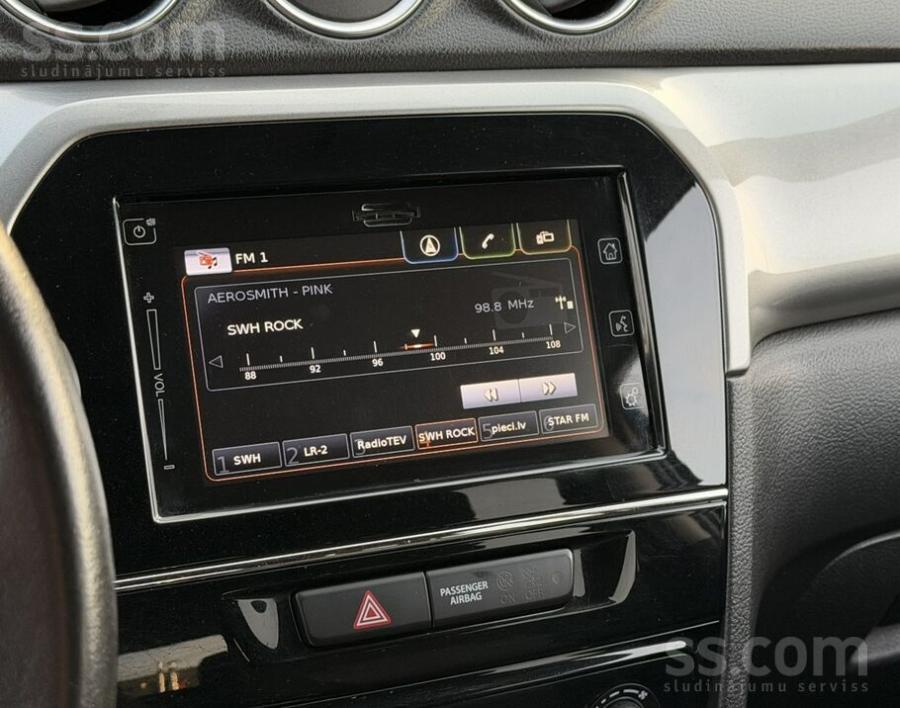 Grey Suzuki Vitara 2018 in Cesis, with an engine capacity of 1.60 L and mileage of 145 thousand km for 9950 €, photo 31 on AUTOMOTO.COM.LV
