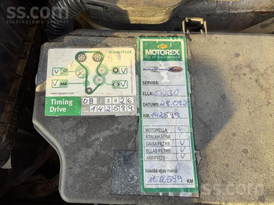 Grey Suzuki Vitara 2018 in Cesis, with an engine capacity of 1.60 L and mileage of 145 thousand km for 9950 €, photo 35 on AUTOMOTO.COM.LV
