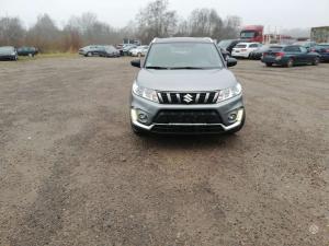 Pelēks Suzuki Vitara 2019 Utena, ar dzinēja tilpumu 1.00 L un nobraukumu 123 tūkst. km par 10900 €, foto 2 vietnē AUTOMOTO.COM.LV