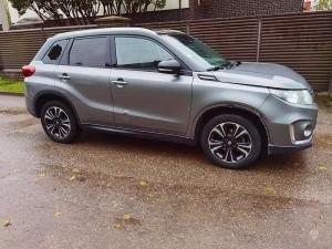 Grey Suzuki Vitara 2019 in Kaunas, with an engine capacity of 1.40 L and mileage of 200 thousand km for 6800 €, photo 25 on AUTOMOTO.COM.LV