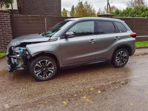 Grey Suzuki Vitara 2019 in Kaunas, with an engine capacity of 1.37 L and mileage of 200 thousand km for 6600 €, photo 17 on AUTOMOTO.COM.LV