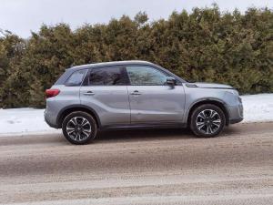 Grey Suzuki Vitara 2019 in Kaunas, with an engine capacity of 1.37 L and mileage of 200 thousand km for 6800 €, photo 2 on AUTOMOTO.COM.LV