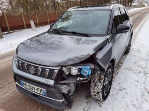 Grey Suzuki Vitara 2019 in Kaunas, with an engine capacity of 1.37 L and mileage of 200 thousand km for 6800 €, photo 26 on AUTOMOTO.COM.LV