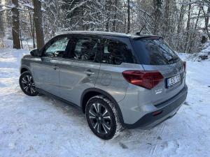 Pelēks Suzuki Vitara 2019 Viļņa, ar dzinēja tilpumu 1.37 L un nobraukumu 106 tūkst. km par 14999 €, foto 3 vietnē AUTOMOTO.COM.LV