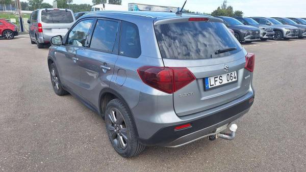 Pelēks Suzuki Vitara 2019 Kauņa, ar dzinēja tilpumu 1.37 L un nobraukumu 47 tūkst. km par 7850 €, foto 3 vietnē AUTOMOTO.COM.LV