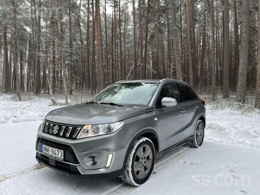 Pelēks Suzuki Vitara 2020 Jūrmala, ar dzinēja tilpumu 1.40 L un nobraukumu 101 tūkst. km par 13550 €, foto 1 vietnē AUTOMOTO.COM.LV