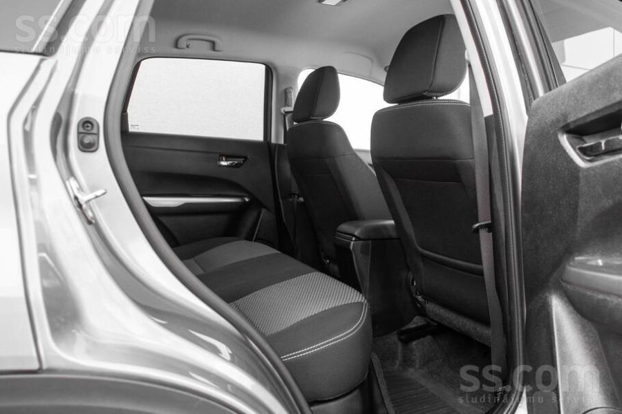 Pelēks Suzuki Vitara 2020 Rīga, ar dzinēja tilpumu 1.40 L un nobraukumu 38 tūkst. km par 15950 €, foto 13 vietnē AUTOMOTO.COM.LV