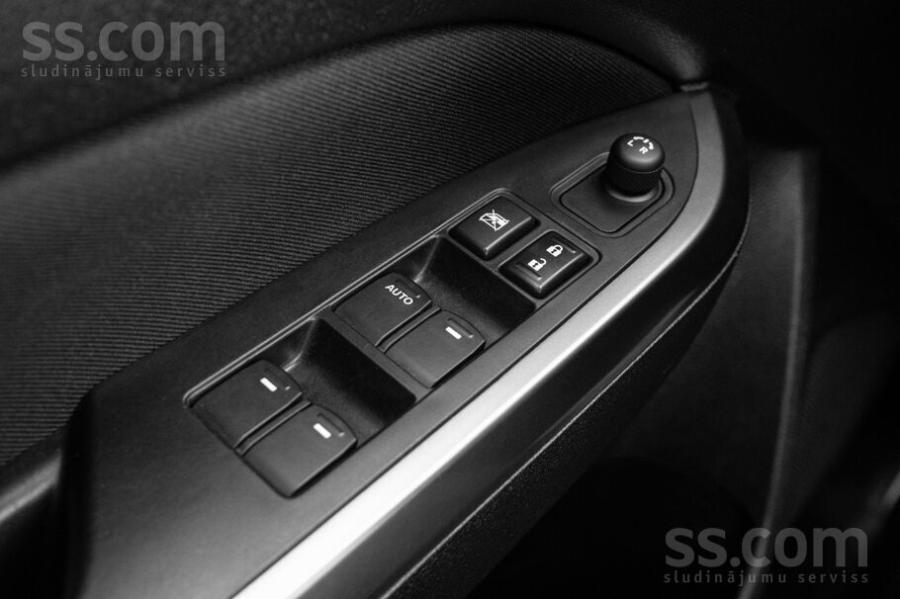 Pelēks Suzuki Vitara 2020 Rīga, ar dzinēja tilpumu 1.40 L un nobraukumu 38 tūkst. km par 15950 €, foto 28 vietnē AUTOMOTO.COM.LV