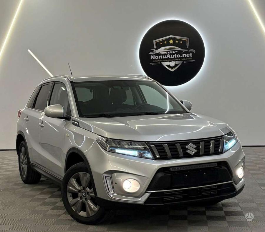 Grey Suzuki Vitara 2021 in Marijampole, with an engine capacity of 1.37 L and mileage of 163 thousand km for 13850 €, photo 1 on AUTOMOTO.COM.LV