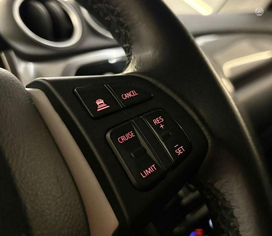 Grey Suzuki Vitara 2021 in Marijampole, with an engine capacity of 1.37 L and mileage of 163 thousand km for 13850 €, photo 9 on AUTOMOTO.COM.LV