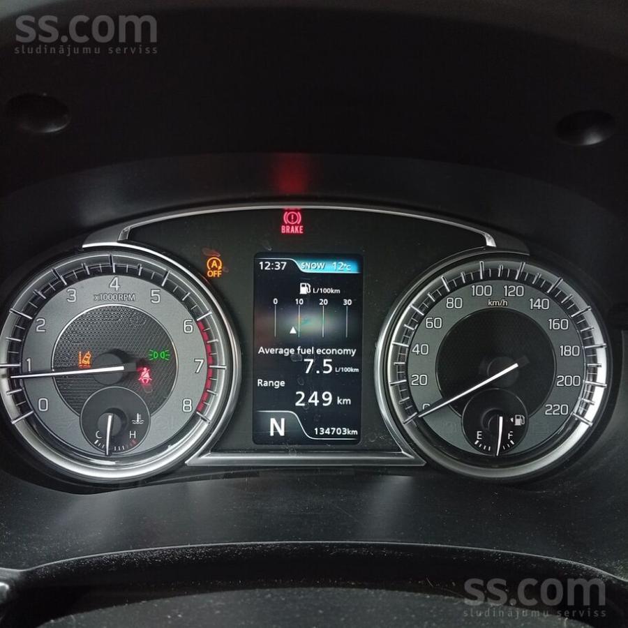 Grey Suzuki Vitara 2021 in Cesis, with an engine capacity of 1.40 L and mileage of 135 thousand km for 14200 €, photo 9 on AUTOMOTO.COM.LV