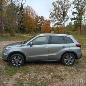 Grey Suzuki Vitara 2021 in Cesis, with an engine capacity of 1.40 L and mileage of 135 thousand km for 14200 €, photo 11 on AUTOMOTO.COM.LV