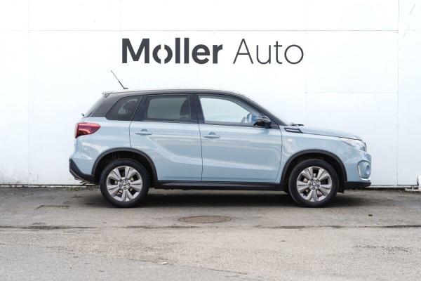Suzuki Vitara 2021 Rīga vietnē Pelēks Suzuki Vitara 2021 Rīga, ar dzinēja tilpumu 1.40 L un nobraukumu 77 tūkst. km par 14850 €, foto 6 vietnē AUTOMOTO.COM.LV