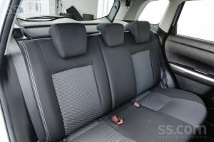 Pelēks Suzuki Vitara 2021 Rīga, ar dzinēja tilpumu 1.40 L un nobraukumu 77 tūkst. km par 14850 €, foto 8 vietnē AUTOMOTO.COM.LV