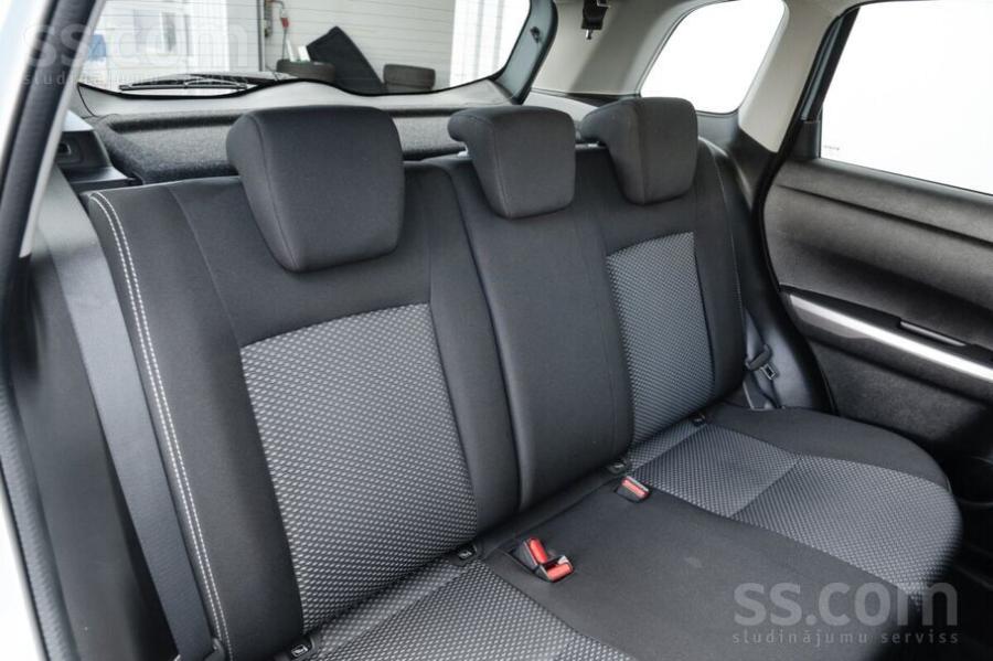 Pelēks Suzuki Vitara 2021 Rīga, ar dzinēja tilpumu 1.40 L un nobraukumu 77 tūkst. km par 14850 €, foto 8 vietnē AUTOMOTO.COM.LV