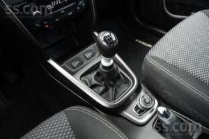Pelēks Suzuki Vitara 2021 Rīga, ar dzinēja tilpumu 1.40 L un nobraukumu 77 tūkst. km par 14850 €, foto 16 vietnē AUTOMOTO.COM.LV