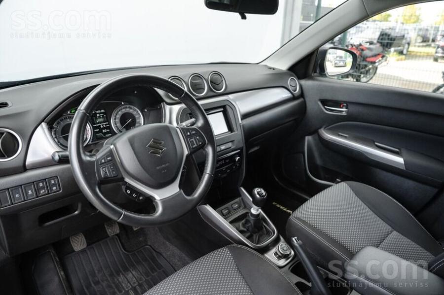 Pelēks Suzuki Vitara 2021 Rīga, ar dzinēja tilpumu 1.40 L un nobraukumu 77 tūkst. km par 14850 €, foto 21 vietnē AUTOMOTO.COM.LV