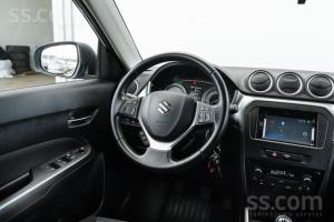 Pelēks Suzuki Vitara 2021 Rīga, ar dzinēja tilpumu 1.40 L un nobraukumu 77 tūkst. km par 14850 €, foto 23 vietnē AUTOMOTO.COM.LV