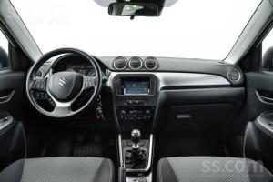 Pelēks Suzuki Vitara 2021 Rīga, ar dzinēja tilpumu 1.40 L un nobraukumu 77 tūkst. km par 14850 €, foto 24 vietnē AUTOMOTO.COM.LV