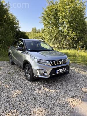 Grey Suzuki Vitara 2022 in Riga, with an engine capacity of 1.40 L and mileage of 73 thousand km for 16000 €, photo 6 on AUTOMOTO.COM.LV