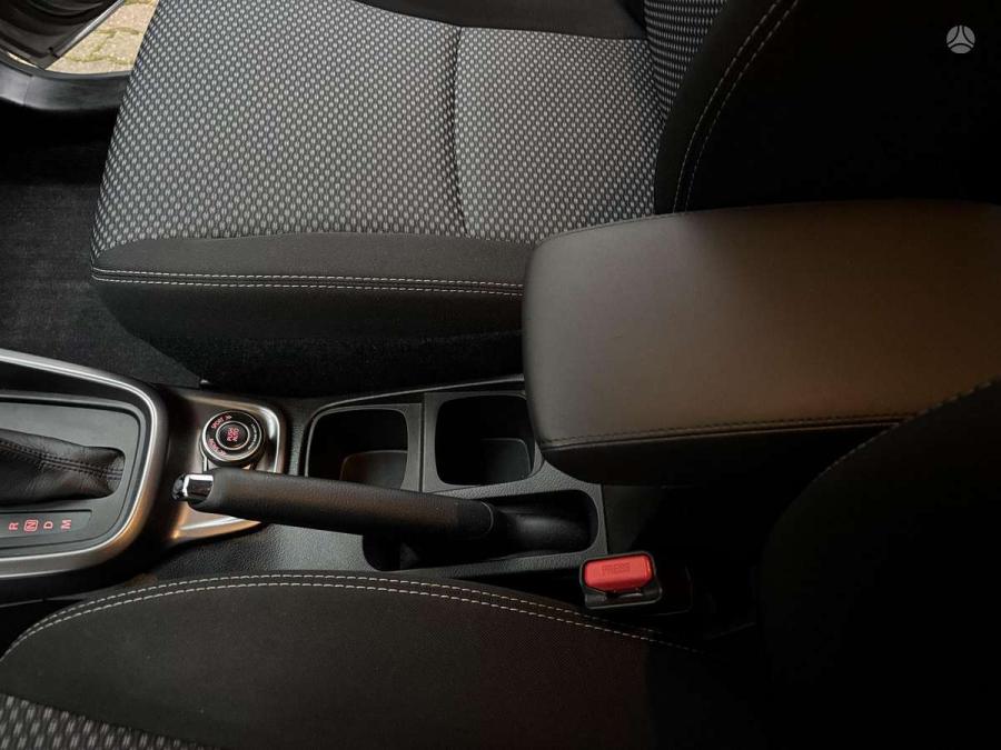 Pelēks Suzuki Vitara 2022 Viļņa, ar dzinēja tilpumu 1.46 L un nobraukumu 66 tūkst. km par 15999 €, foto 12 vietnē AUTOMOTO.COM.LV
