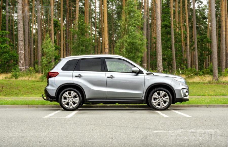 Pelēks Suzuki Vitara 2022 Rīga, ar dzinēja tilpumu 1.40 L un nobraukumu 75 tūkst. km par 14790 €, foto 9 vietnē AUTOMOTO.COM.LV