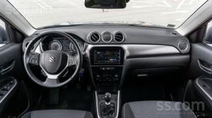 Pelēks Suzuki Vitara 2022 Rīga, ar dzinēja tilpumu 1.40 L un nobraukumu 75 tūkst. km par 14790 €, foto 12 vietnē AUTOMOTO.COM.LV