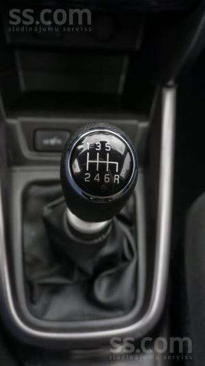 Pelēks Suzuki Vitara 2022 Rīga, ar dzinēja tilpumu 1.40 L un nobraukumu 75 tūkst. km par 14790 €, foto 15 vietnē AUTOMOTO.COM.LV