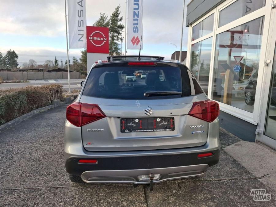 Pelēks Suzuki Vitara 2023 Kauņa, ar dzinēja tilpumu 1.40 L un nobraukumu 31 tūkst. km par 24244 €, foto 4 vietnē AUTOMOTO.COM.LV
