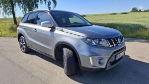 Grey Suzuki Vitara 2018 in Radviliskis, with an engine capacity of 1.37 L and mileage of 189 thousand km for 8500 €, photo 3 on AUTOMOTO.COM.LV
