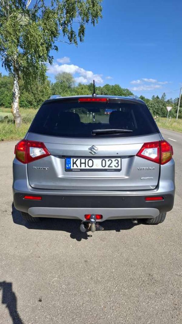 Grey Suzuki Vitara 2018 in Radviliskis, with an engine capacity of 1.37 L and mileage of 189 thousand km for 8500 €, photo 8 on AUTOMOTO.COM.LV