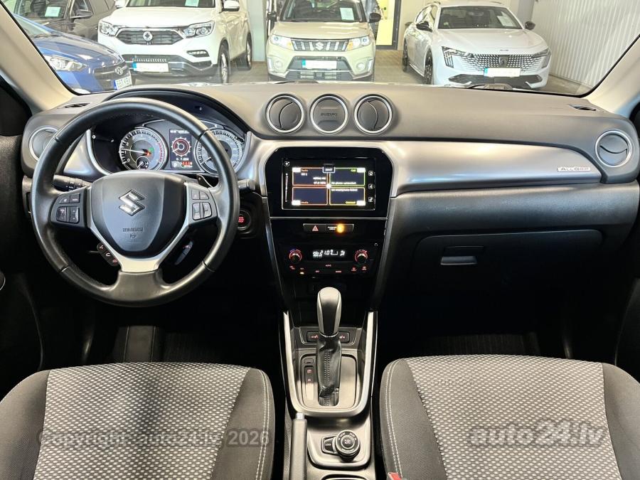 Grey Suzuki Vitara 2021 in Tallinn, with an engine capacity of 1.40 L and mileage of 68 thousand km for 16900 €, photo 11 on AUTOMOTO.COM.LV