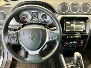 Grey Suzuki Vitara 2021 in Tallinn, with an engine capacity of 1.40 L and mileage of 68 thousand km for 16900 €, photo 12 on AUTOMOTO.COM.LV