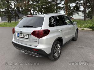 Grey Suzuki Vitara 2023 in Tallinn, with an engine capacity of 1.40 L and mileage of 69 thousand km for 19500 €, photo 6 on AUTOMOTO.COM.LV