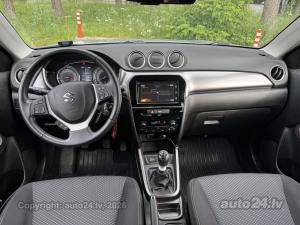 Grey Suzuki Vitara 2023 in Tallinn, with an engine capacity of 1.40 L and mileage of 69 thousand km for 19500 €, photo 12 on AUTOMOTO.COM.LV