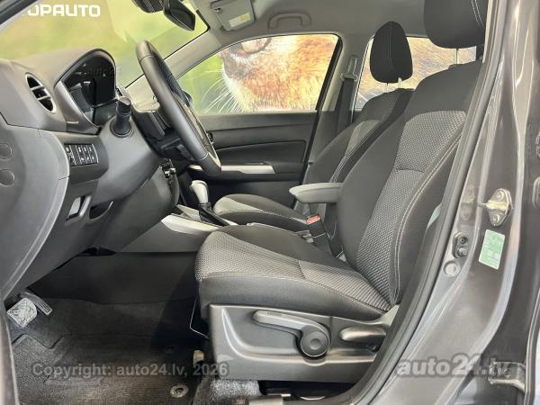 Pelēks Suzuki Vitara 2025 Tallina, ar dzinēja tilpumu 1.40 L un nobraukumu 8 tūkst. km par 25900 €, foto 8 vietnē AUTOMOTO.COM.LV
