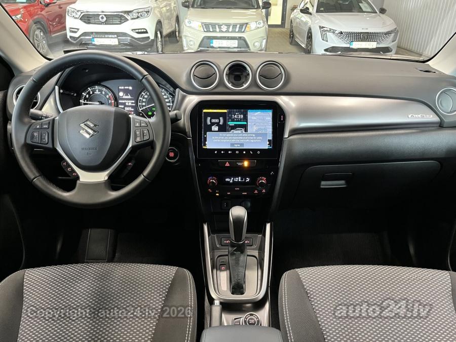 Pelēks Suzuki Vitara 2025 Tallina, ar dzinēja tilpumu 1.40 L un nobraukumu 8 tūkst. km par 25900 €, foto 10 vietnē AUTOMOTO.COM.LV