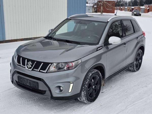 Pelēks Suzuki Vitara 2018 Rokiškis, ar dzinēja tilpumu 1.37 L un nobraukumu 255 tūkst. km par 6850 €, foto 2 vietnē AUTOMOTO.COM.LV