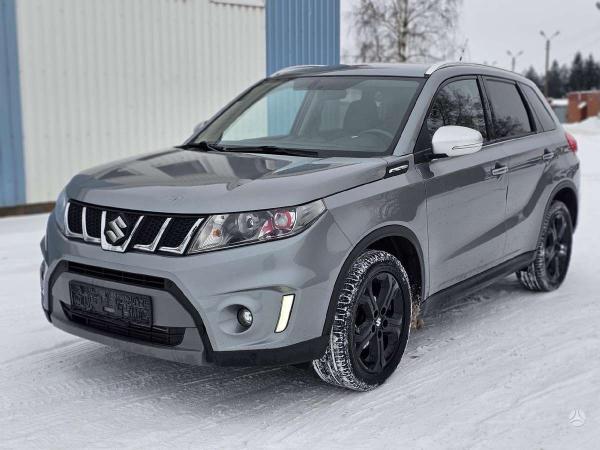 Pelēks Suzuki Vitara 2018 Rokiškis, ar dzinēja tilpumu 1.37 L un nobraukumu 255 tūkst. km par 6850 €, foto 4 vietnē AUTOMOTO.COM.LV
