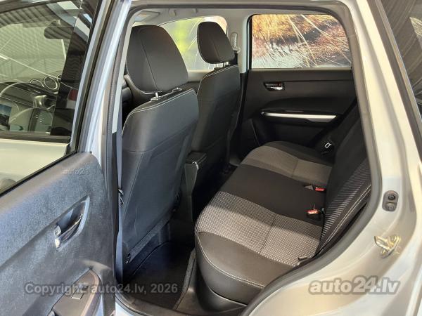Grey Suzuki Vitara 2019 in Tallinn, with an engine capacity of 1.40 L and mileage of 56 thousand km for 13900 €, photo 6 on AUTOMOTO.COM.LV
