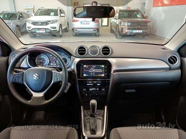 Grey Suzuki Vitara 2019 in Tallinn, with an engine capacity of 1.40 L and mileage of 87 thousand km for 13600 €, photo 10 on AUTOMOTO.COM.LV
