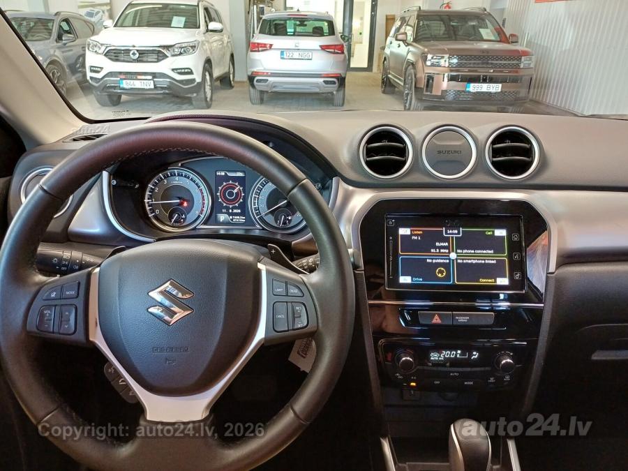 Grey Suzuki Vitara 2019 in Tallinn, with an engine capacity of 1.40 L and mileage of 87 thousand km for 13600 €, photo 11 on AUTOMOTO.COM.LV