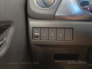 Grey Suzuki Vitara 2019 in Tallinn, with an engine capacity of 1.40 L and mileage of 87 thousand km for 13600 €, photo 18 on AUTOMOTO.COM.LV