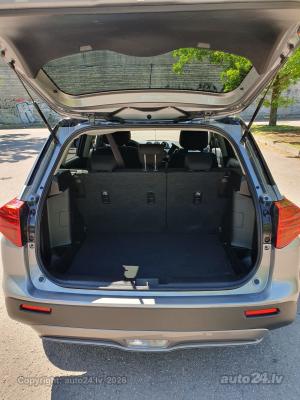 Pelēks Suzuki Vitara 2020 Mardu, ar dzinēja tilpumu 1.40 L un nobraukumu 54 tūkst. km par 15500 €, foto 4 vietnē AUTOMOTO.COM.LV