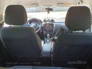 Pelēks Suzuki Vitara 2020 Mardu, ar dzinēja tilpumu 1.40 L un nobraukumu 54 tūkst. km par 15500 €, foto 6 vietnē AUTOMOTO.COM.LV
