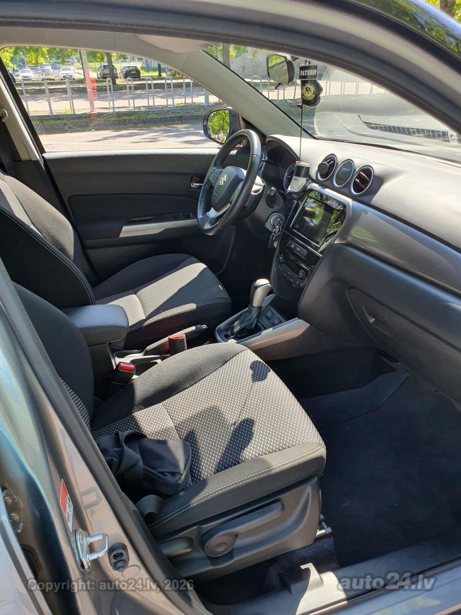 Pelēks Suzuki Vitara 2020 Mardu, ar dzinēja tilpumu 1.40 L un nobraukumu 54 tūkst. km par 15500 €, foto 11 vietnē AUTOMOTO.COM.LV