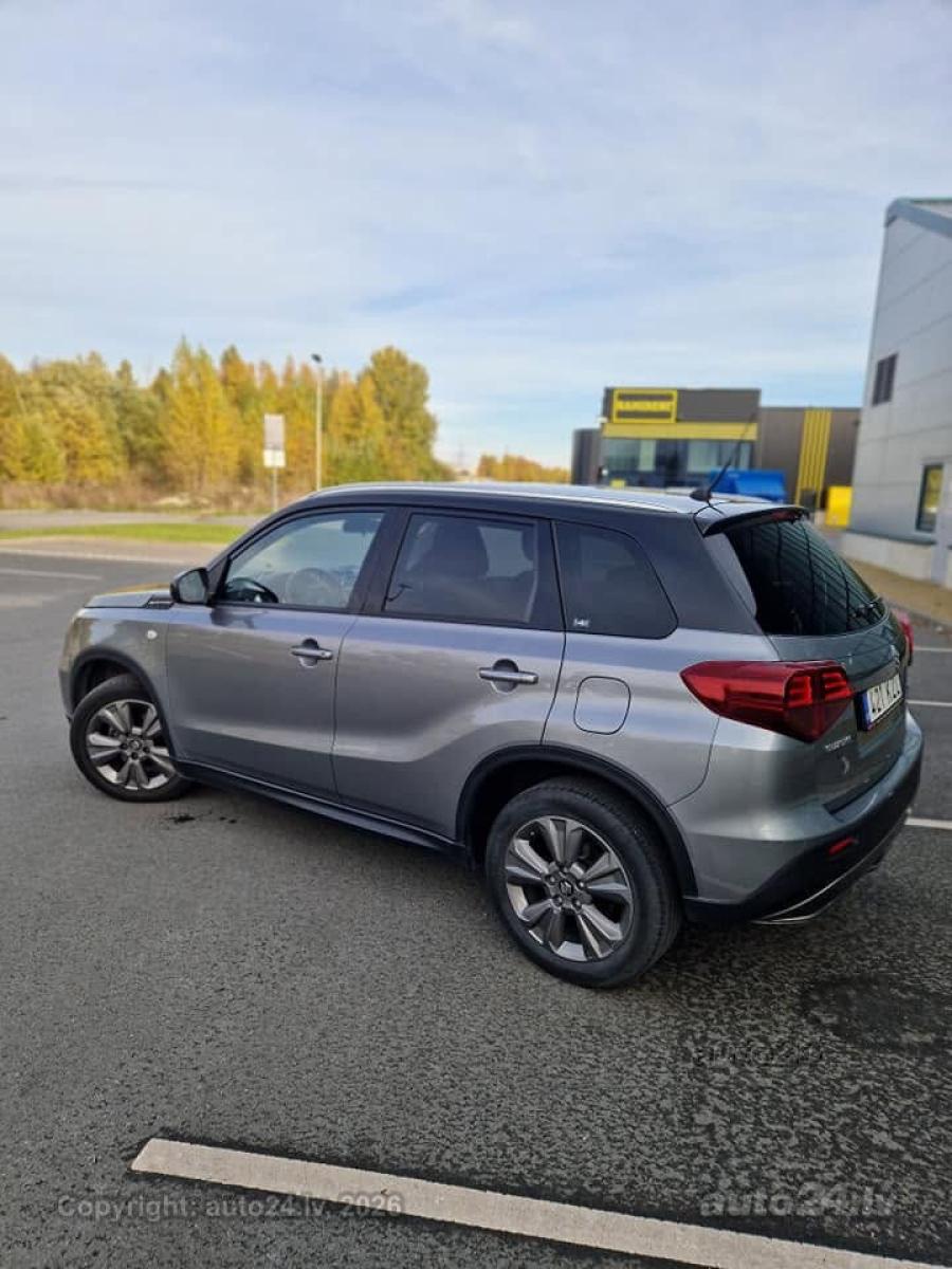 Pelēks Suzuki Vitara 2020 Mardu, ar dzinēja tilpumu 1.40 L un nobraukumu 54 tūkst. km par 15500 €, foto 23 vietnē AUTOMOTO.COM.LV