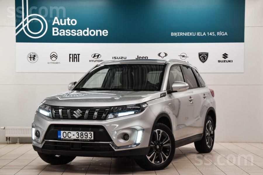 Pelēks Suzuki Vitara 2021 Rīga, ar dzinēja tilpumu 1.40 L un nobraukumu 19 tūkst. km par 2100 €, foto 1 vietnē AUTOMOTO.COM.LV