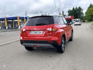 Red Suzuki Vitara 2016 in Panevezys, with an engine capacity of 1.60 L and mileage of 276 thousand km for 9990 €, photo 11 on AUTOMOTO.COM.LV